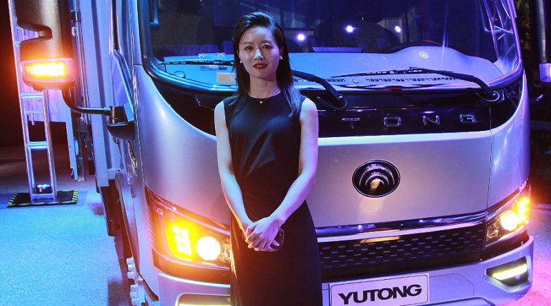 Camiones eléctricos ligeros T3 y T5 de Yutong para logística verde