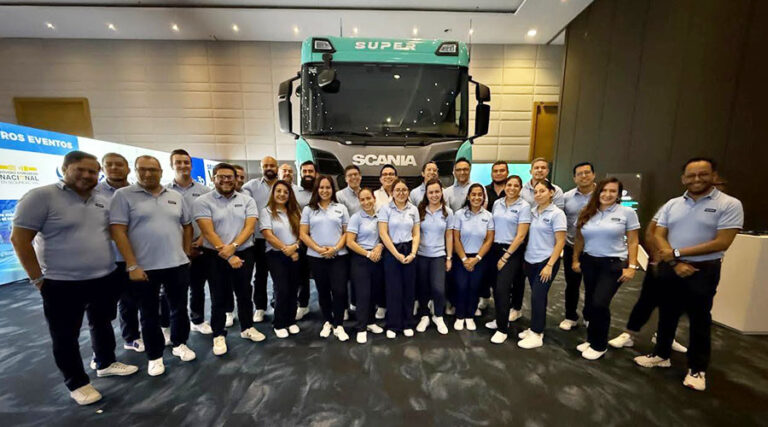 Scania BEV 3 45R 6x4: El primer tractocamión 100% eléctrico